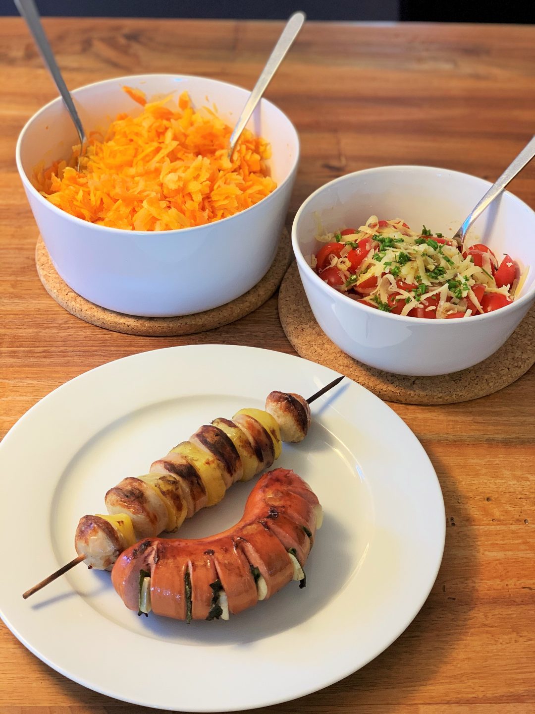 Wurst, Burger und Co. vom Grill & hausgemachte Buns dazu - Familienblog ...