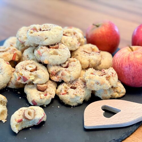 Cookies mit Äpfeln und Haselnüssen - weiche Guezli all'italiana